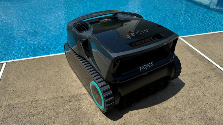 Aiper Scuba X1 Pro Max review: an all-purpose pool-cleaning star