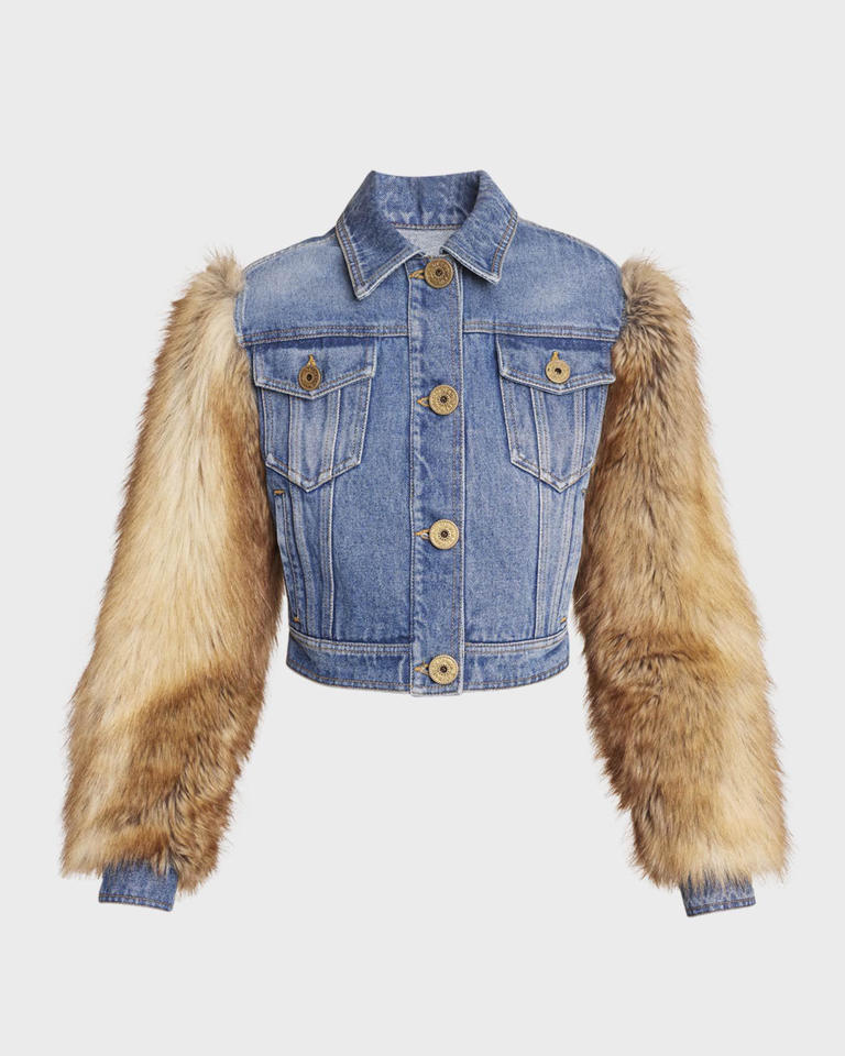 HELLO! India decodes Janhvi Kapoor's Gen Z it girl winter style