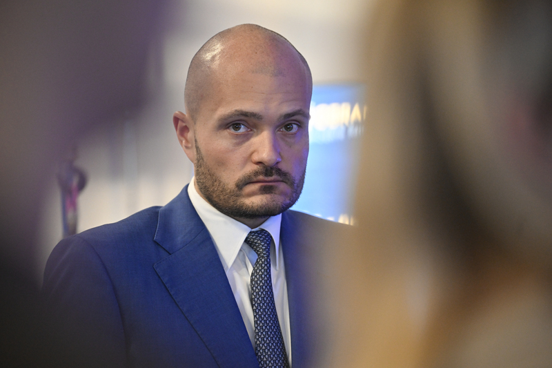 Strnadův holding CSG chce v Amsterodamu vydat nové akcie za 750 milionů eur