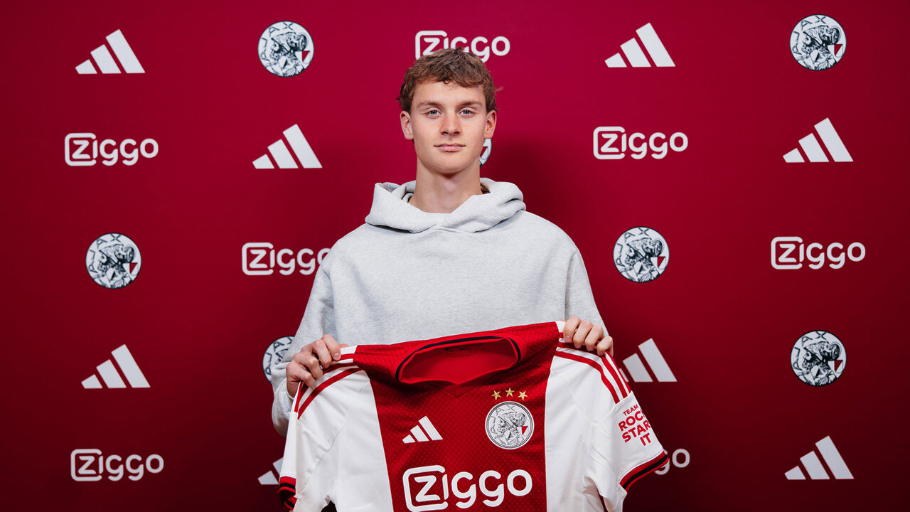 Ajax sign Zlatan Ibrahimovic's son Maximilian from Milan