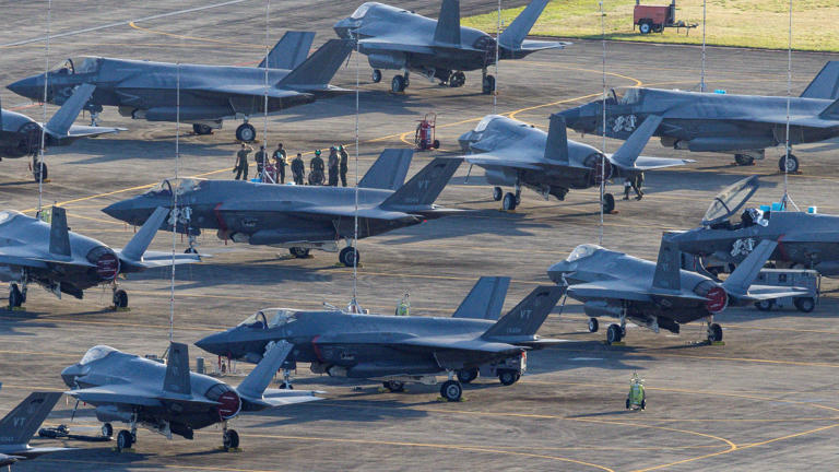 Pour obtenir 12 600 emplois, Ottawa doit acheter 72 Gripen et 6 ...