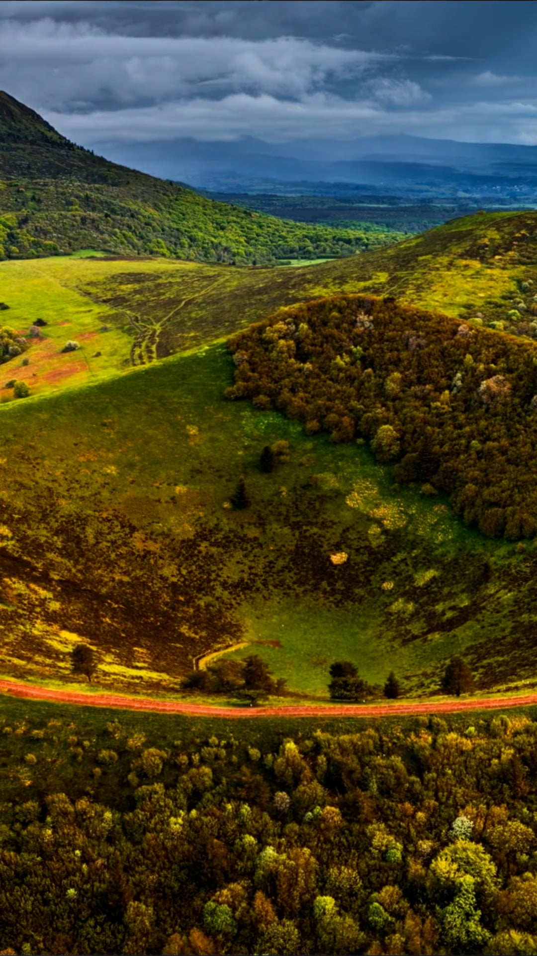 Sweeping drone views of alpine majesty in Auvergne-Rhône-Alpes