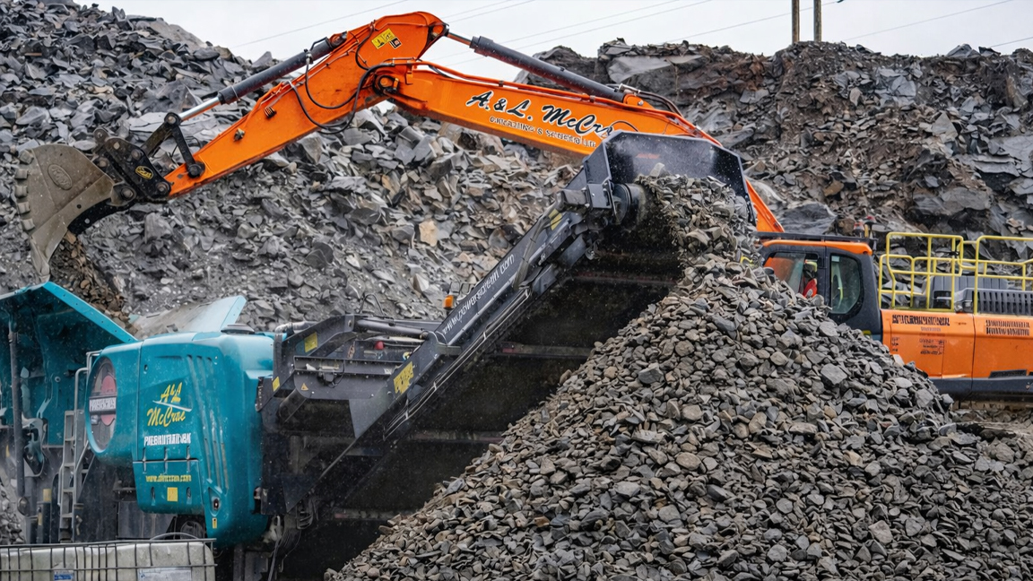 First Premiertrak 450 delivered to A and L McClean