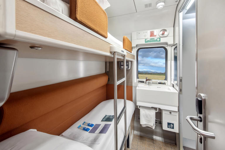 Caledonian Sleeper to stop at Birmingham International