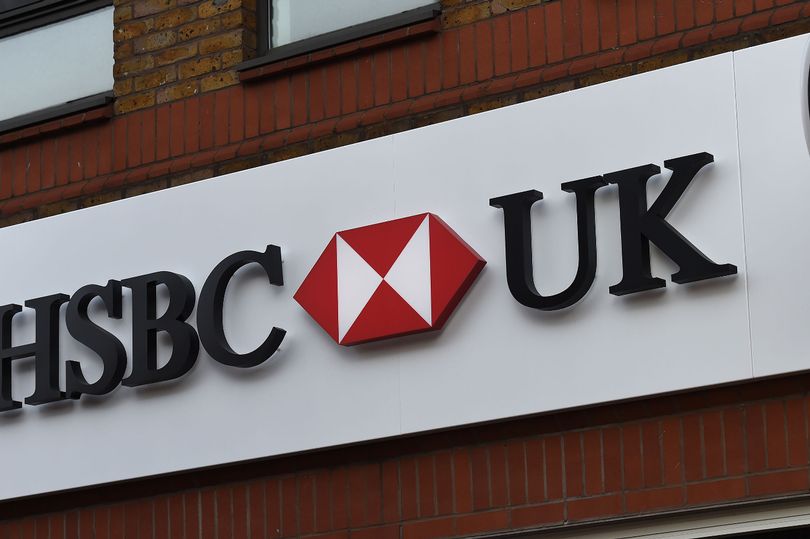 HSBC, Lloyds Bank, and TSB all offering customers over £200 across ...