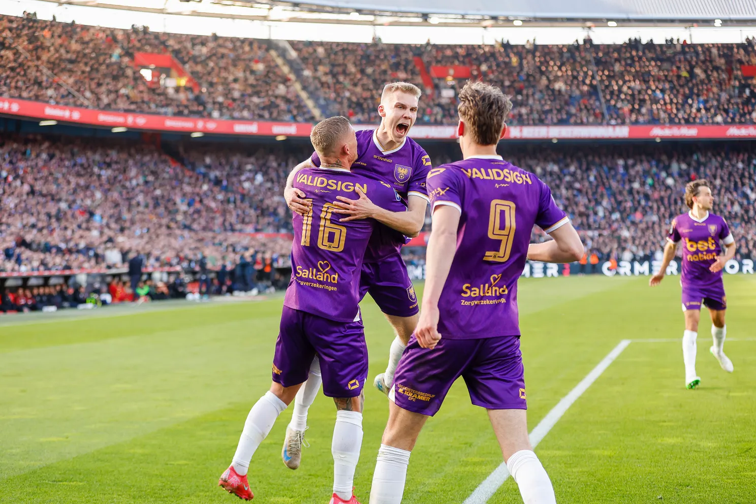 Go Ahead Eagles schakelt Heracles Almelo na penalty's uit; PSV wint in ...