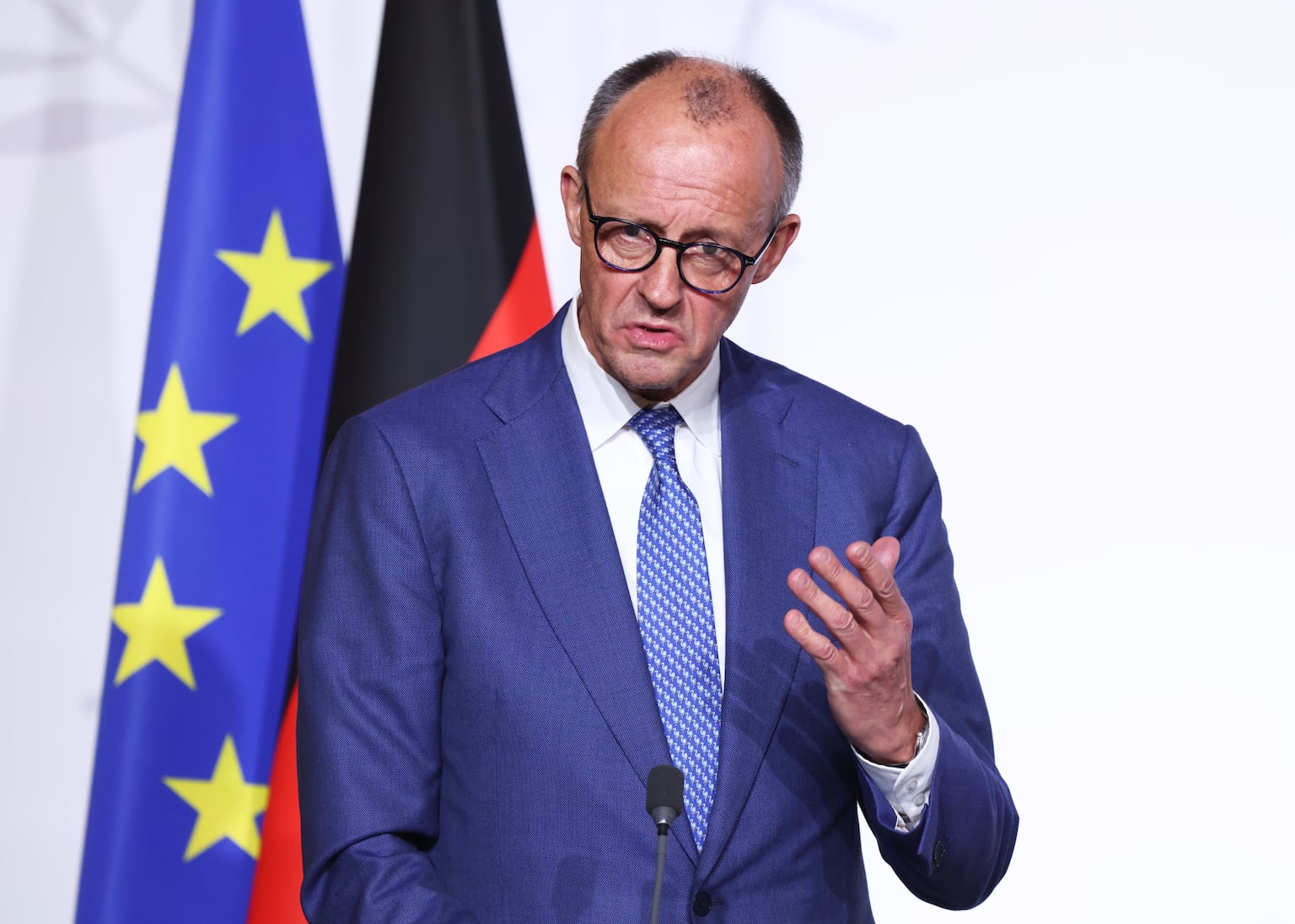 German economy faces challenges as domestic industry under strains