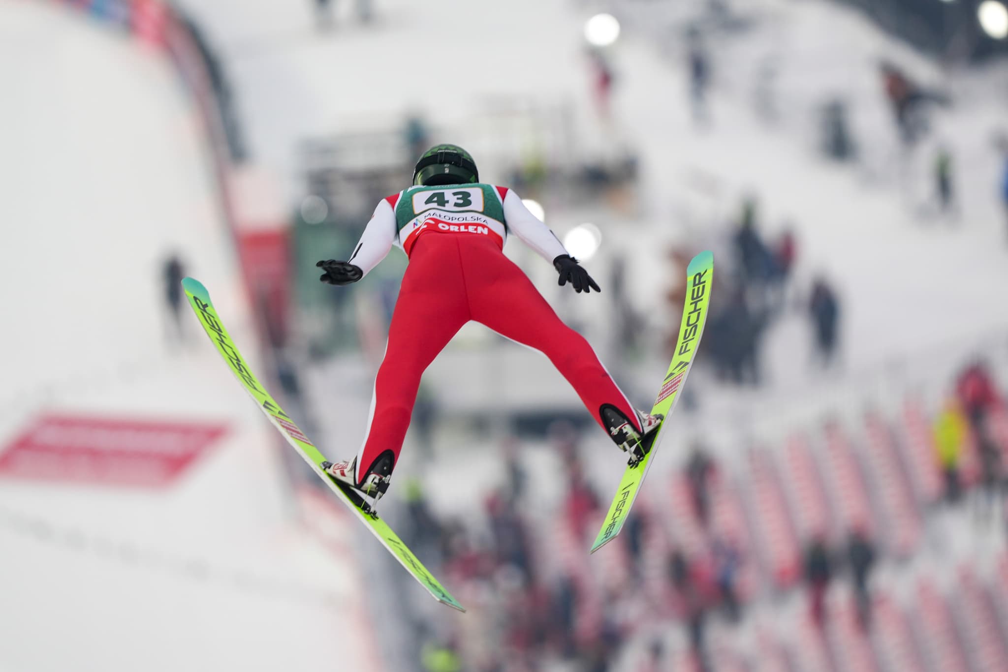 De la pâte à modeler et du scotch pour descendre le pénis : les ...