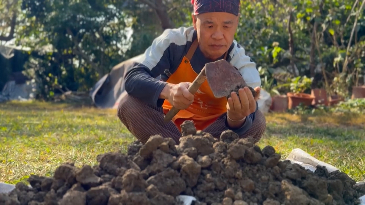 Ceramic artists discover unique clay born from deadly Hualien floods