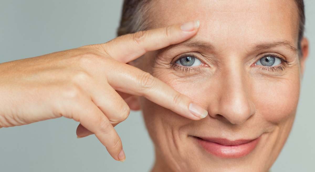 Cómo suavizar las conocidas arrugas 'patas de gallo' y atenuar las ...