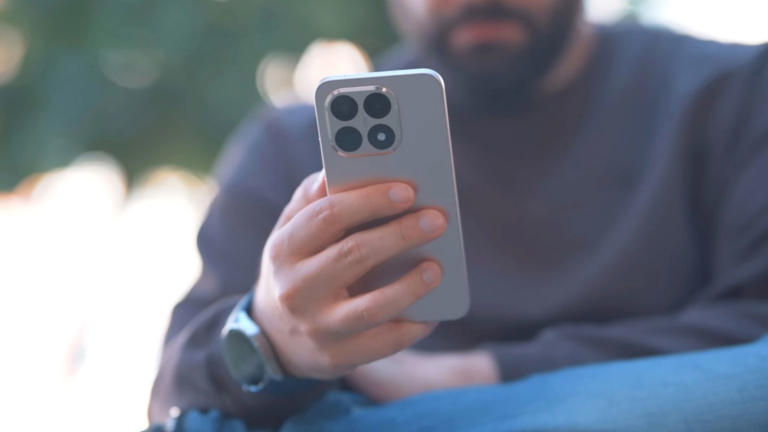 Casi a mitad de precio, uno de los últimos móviles Xiaomi con diseño ...