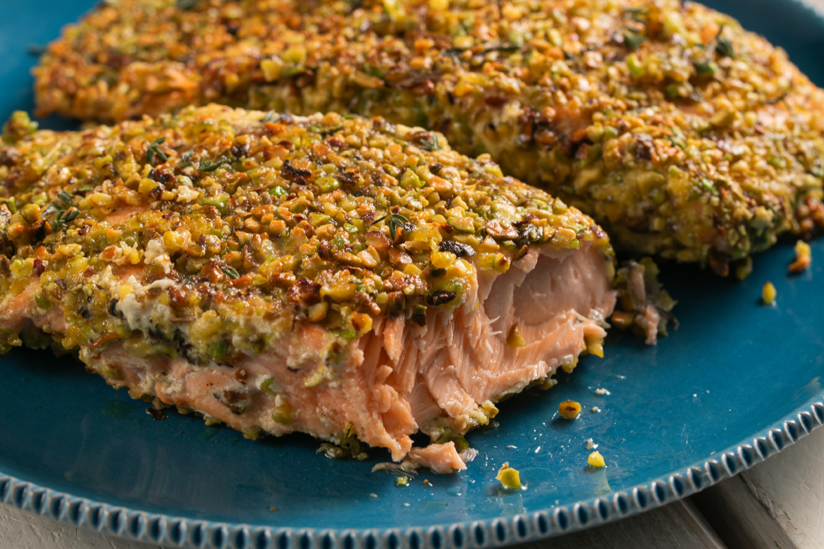 Salmon in pistachio crust
