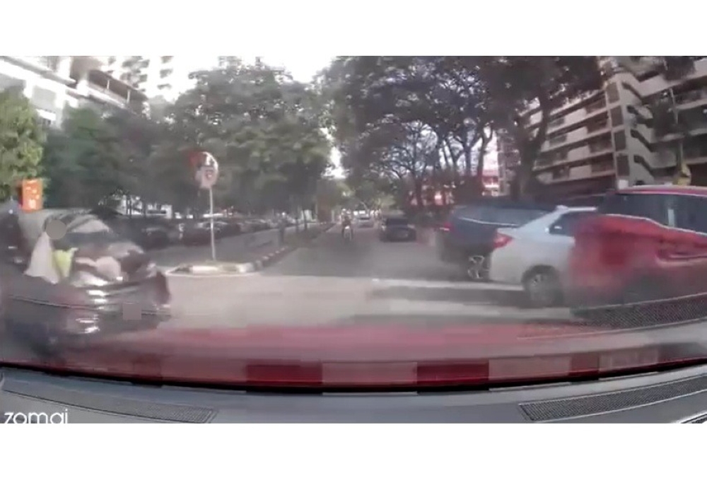 KL police seek witnesses to fatal UTC Sentul crash involving 85-year ...