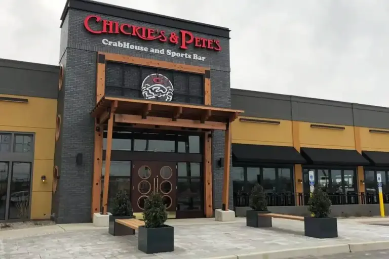 Whiskey Row menu prices with calories [updated 2026]