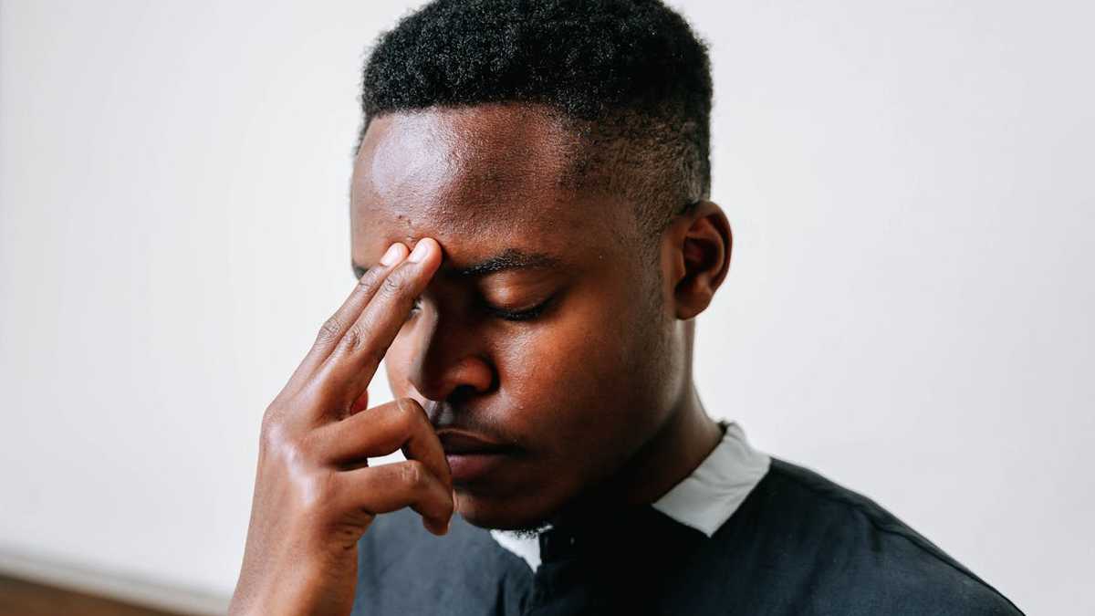 A former neighbour asked me to be a job reference: He showed up late ...