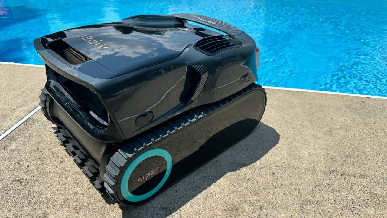 Aiper Scuba X1 Pro Max review: an all-purpose pool-cleaning star