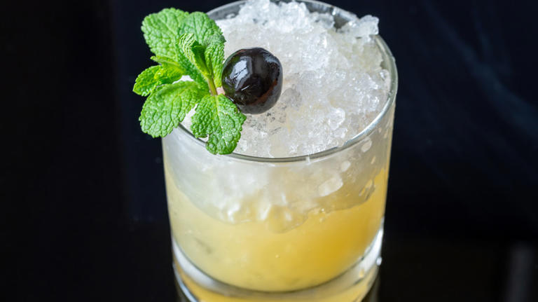 The jet pilot: A retro cocktail with a lengthy ingredient list