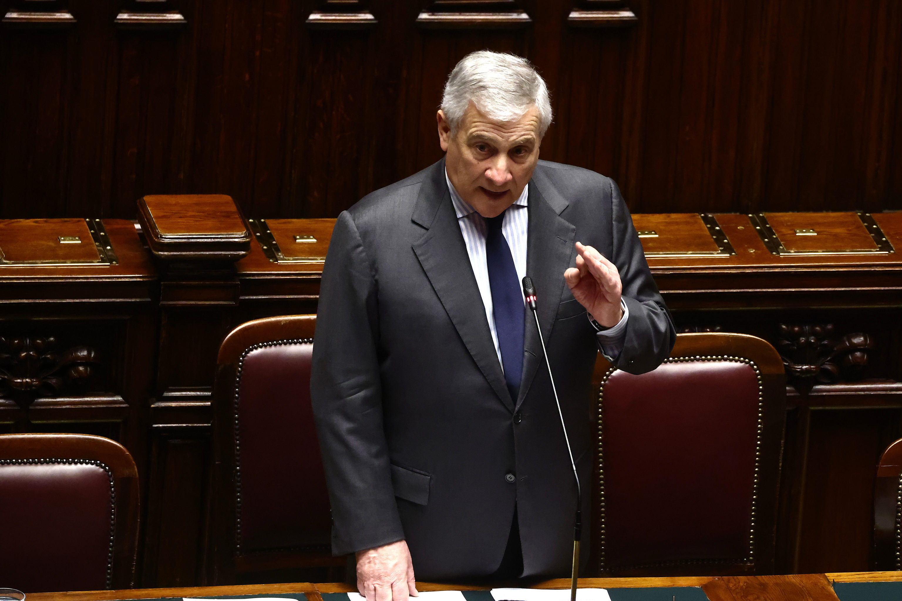 Tajani very worried about Iran, holding meeting on Italian expats