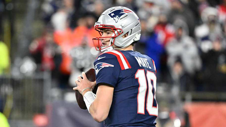 Ranking the eight remaining quarterbacks in the 2025 NFL playoffs