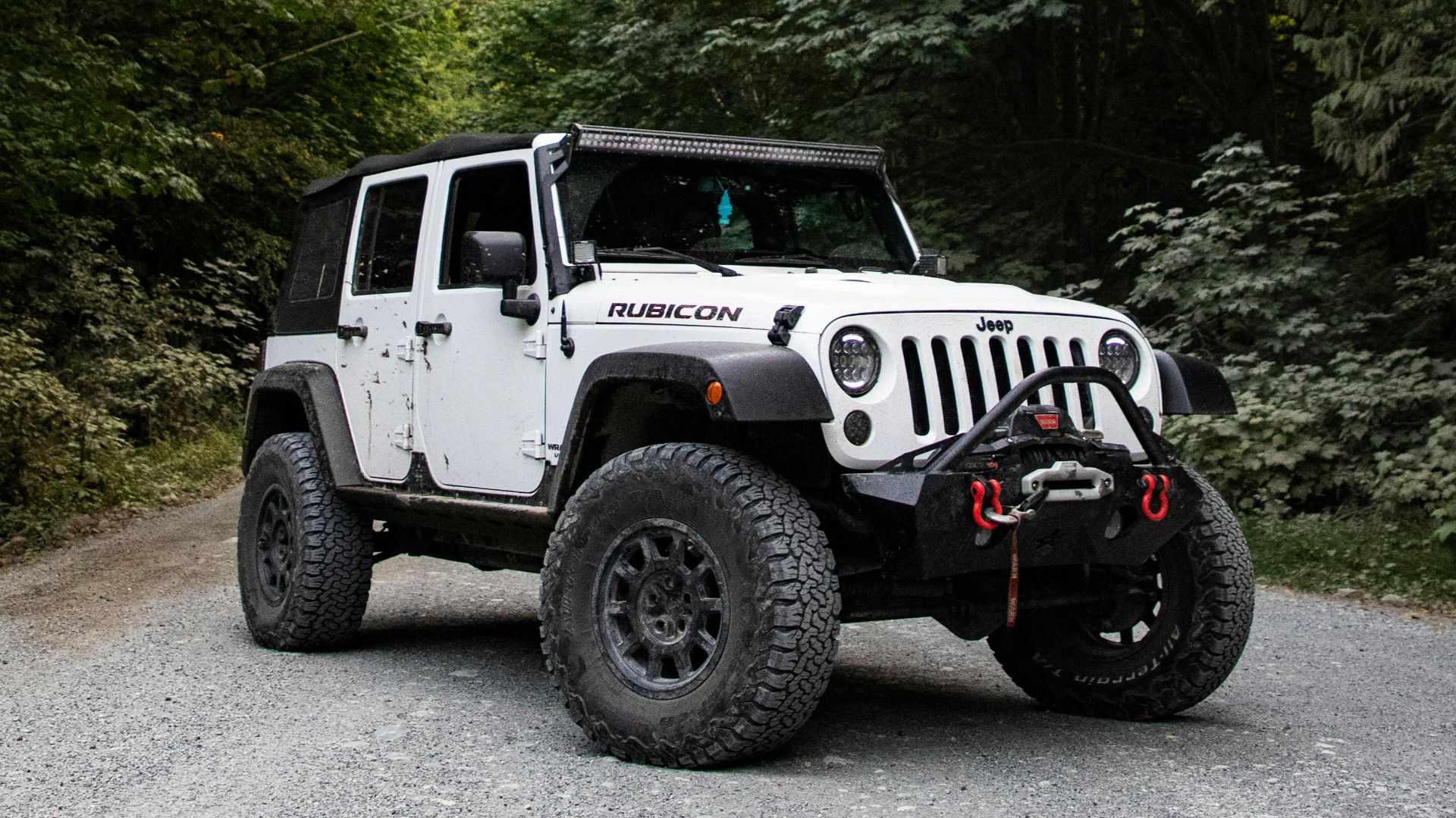 10 reasons to love Jeeps & 10 reasons to hate them