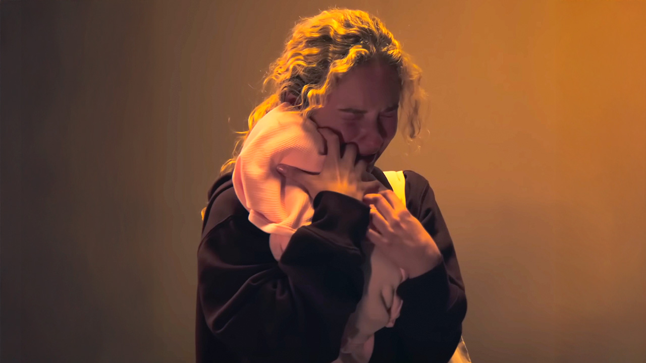 She Call CPS On This Poor Teen Mom!