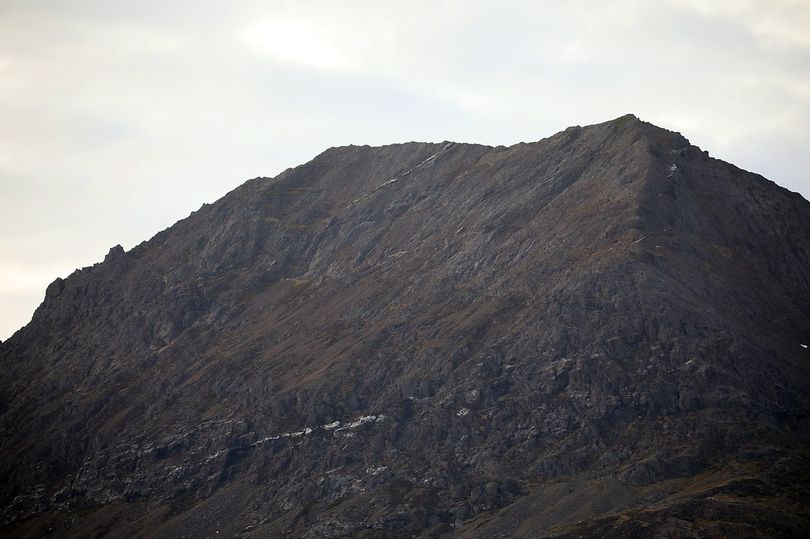 Dad dies in 600ft fall from Crib Goch while training for ultra marathon