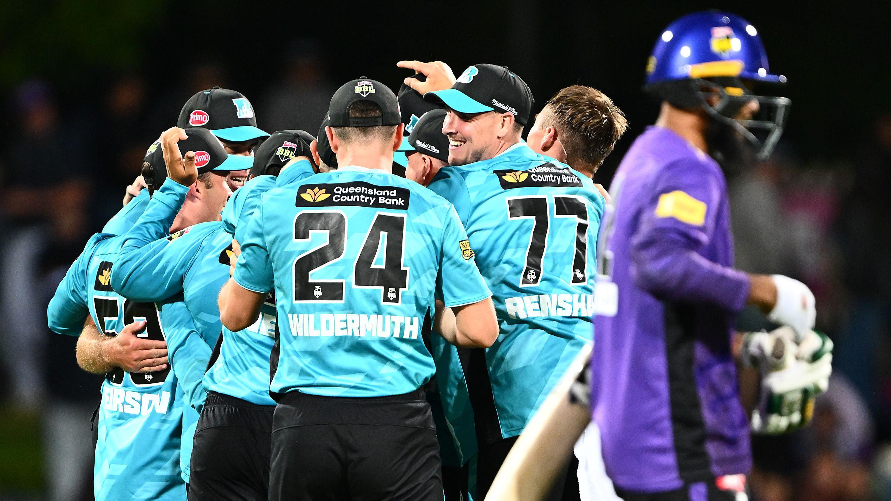 Hurricanes fail to seal top spot with Heat loss