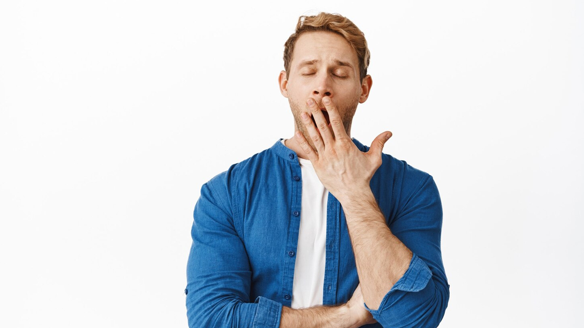 Akshaye Khanna’s 10-hour sleep routine – expert shares if it’s good or ...