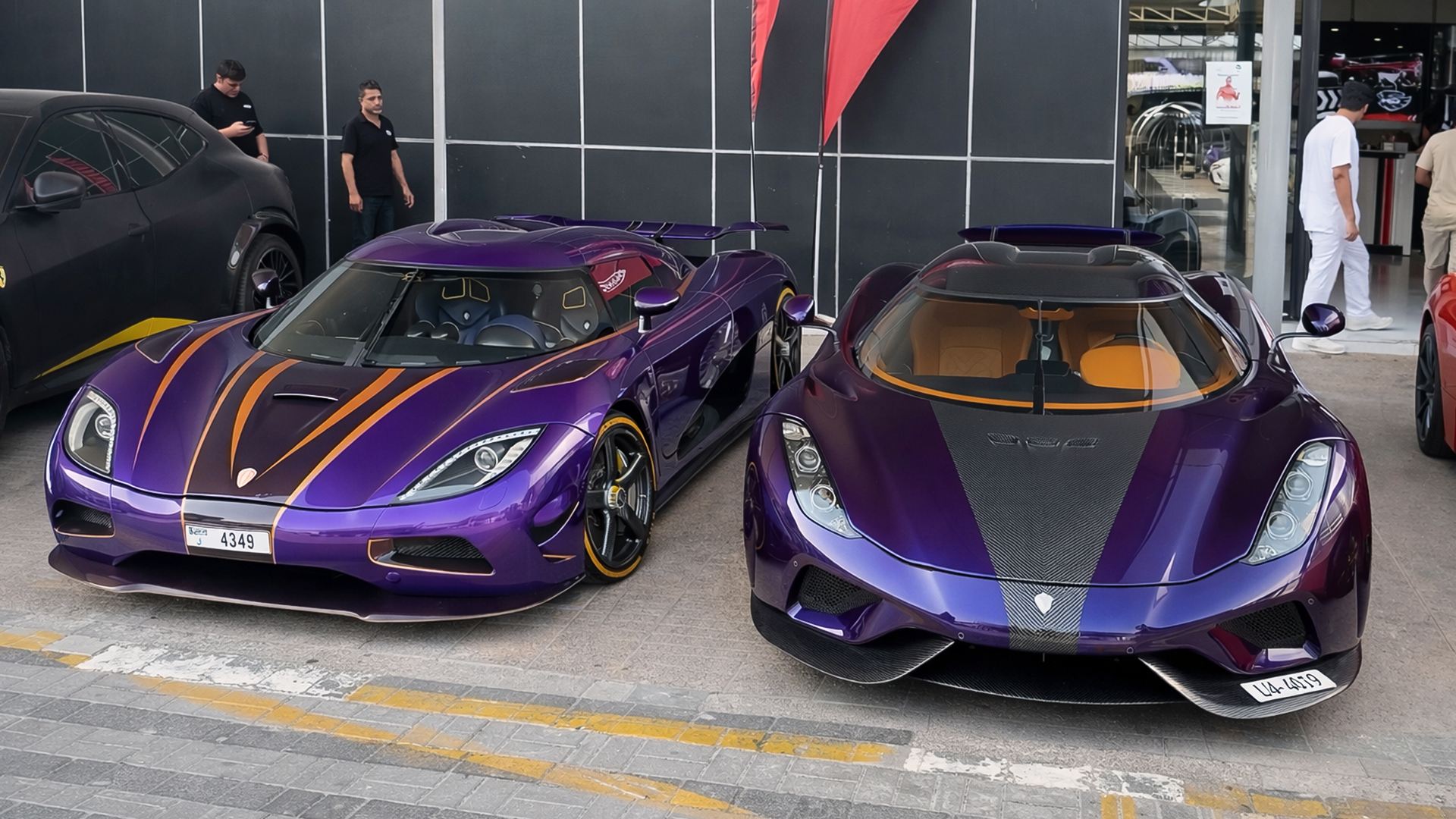 Stunning Koenigsegg duo displayed in downtown Dubai