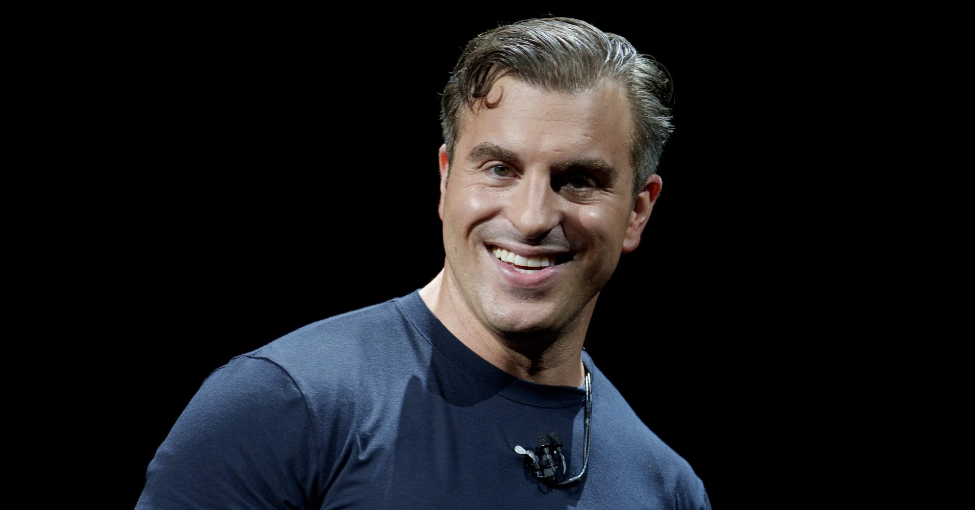 Airbnb poaches former Meta GenAI leader to be new technology chief