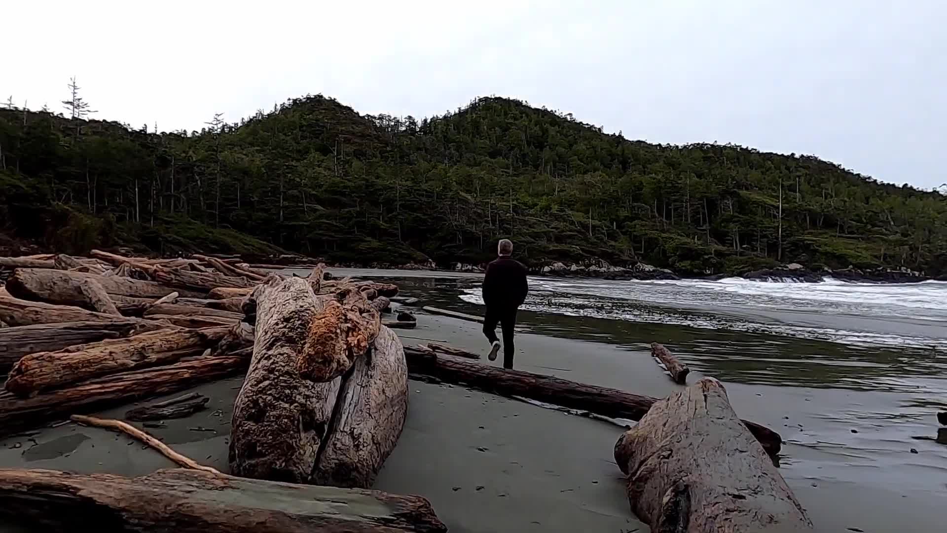 Pacific Sands Beach Resort tour: Ultimate Tofino getaway at Cox Bay!