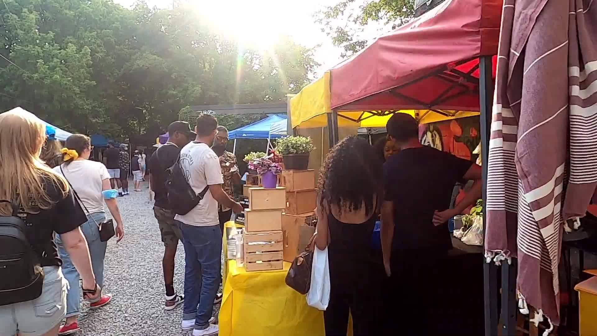 Toronto food & culture tour: Kensington Market & Chinatown’s hidden gems!