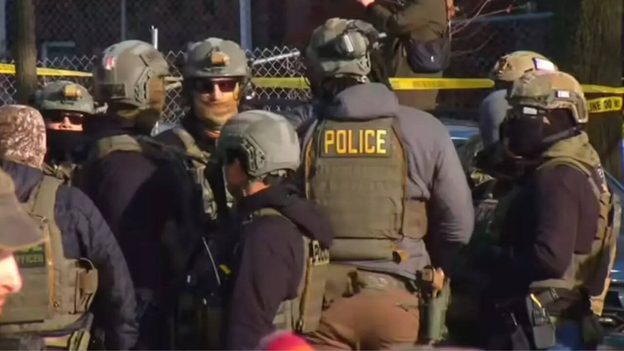 Minneapolis shooting: Justice Department blocks civil rights probe ...