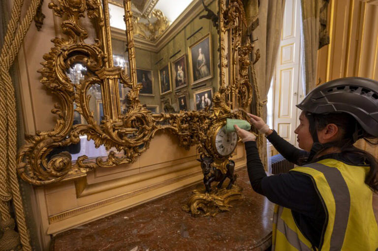 Workers begin two month deep clean of historic Blenheim Palace