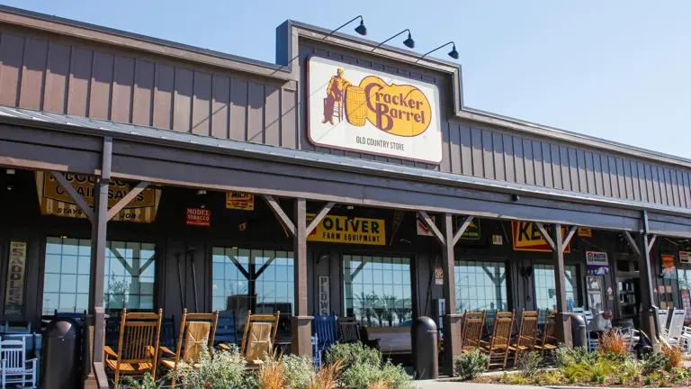 Cracker Barrel holiday menu with prices [updated 2026]