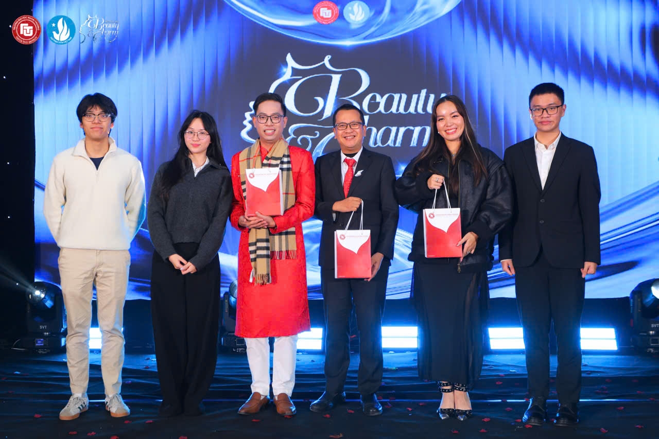 Những gương mặt tài sắc vẹn toàn để lại dấu ấn mạnh mẽ tại Hoa khôi ...