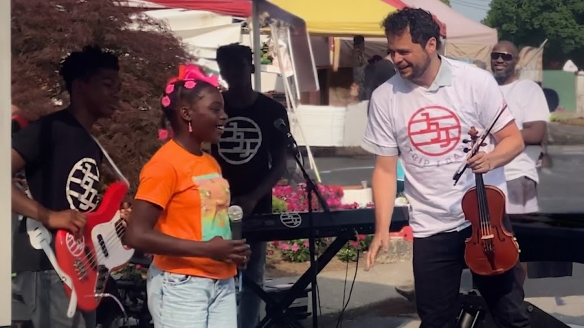 Crowd forms when I ask to perform with this family