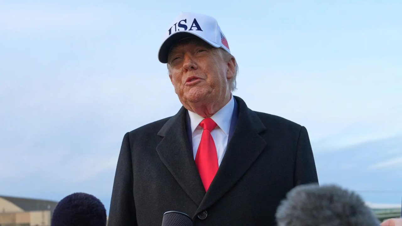 From assembly-line to punch line: Trump’s middle finger steals the show ...