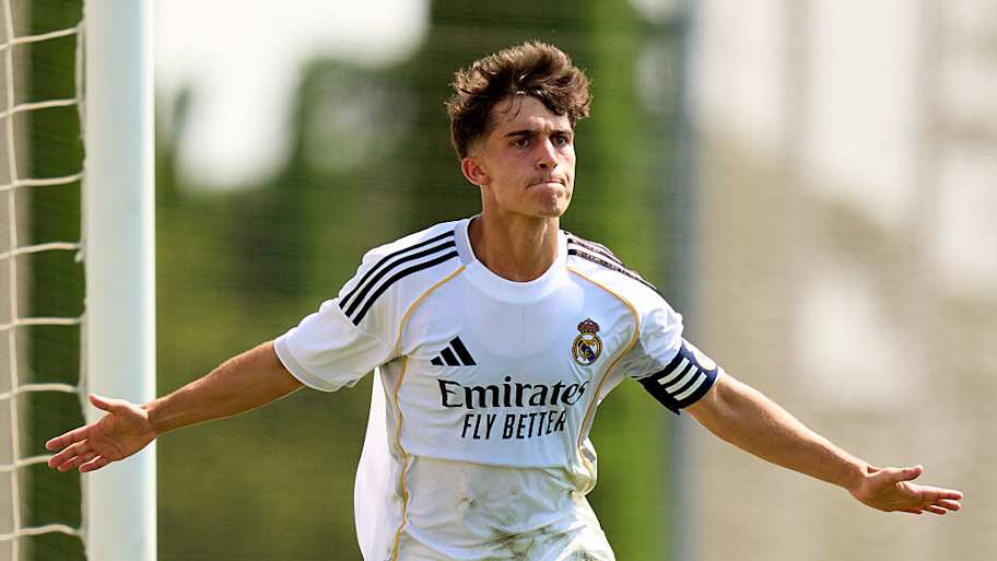 Alvaro Arbeloa leaves seven stars out for first Real Madrid match