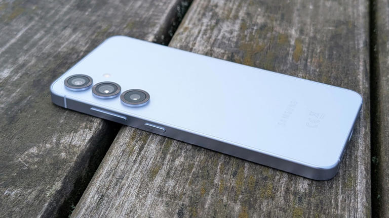 Samsung just made it much cheaper to buy Galaxy devices