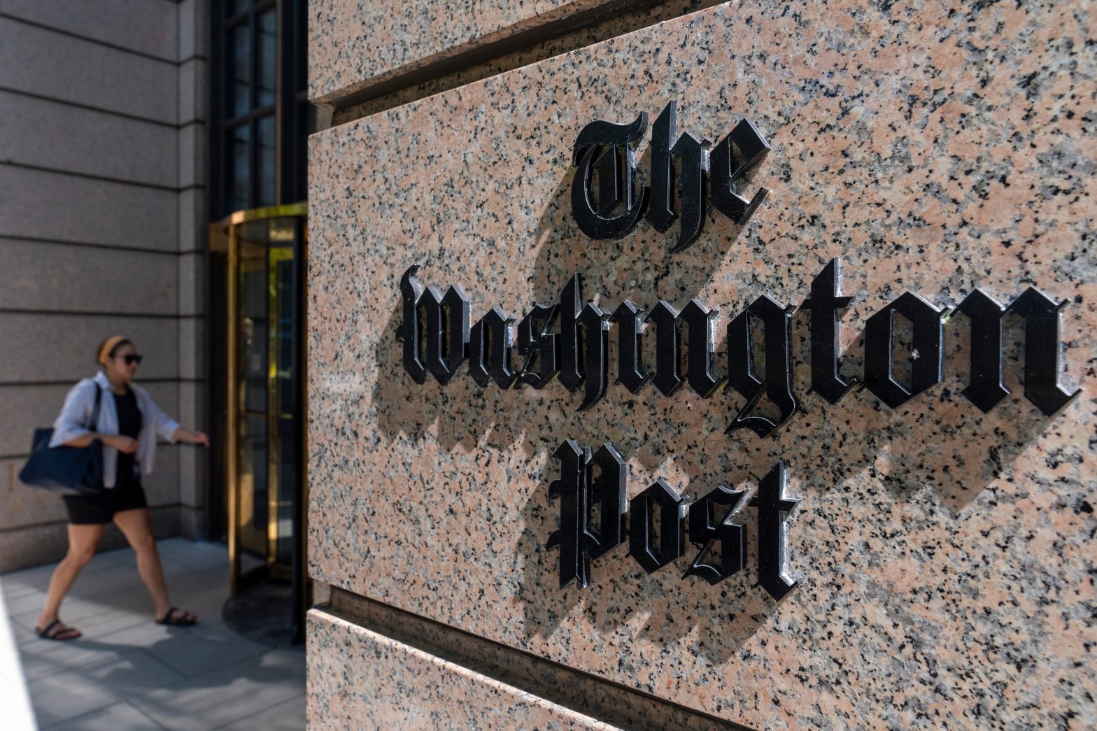 FBI searches home of Washington Post reporter in classified documents probe