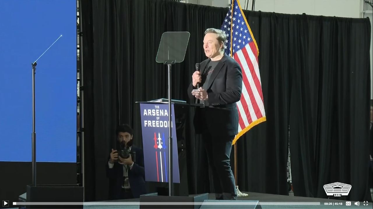 "The Vulcan Salute" — Elon Musk and U.S. War Secretary Hegseth Wants to ...