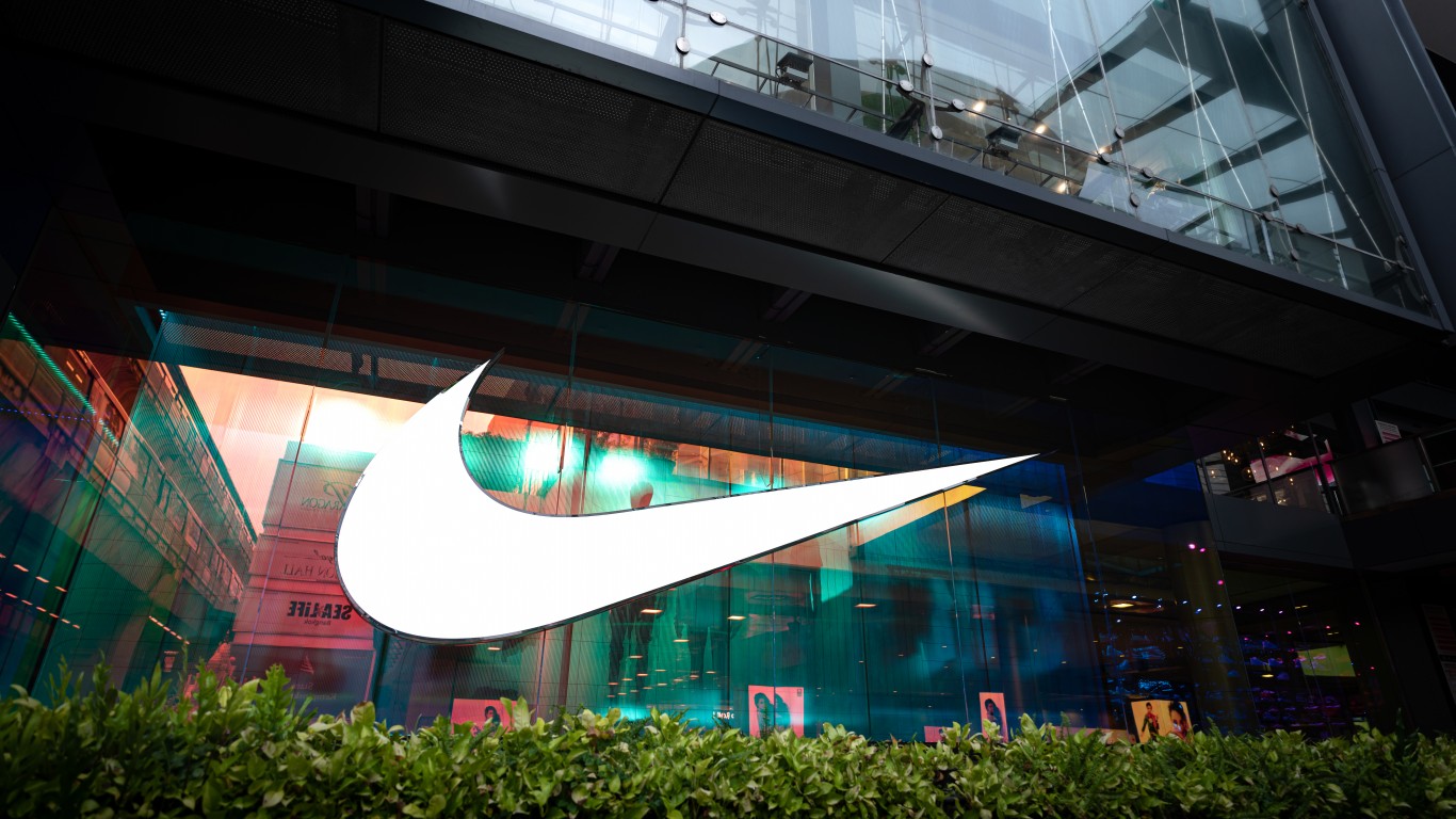 Opinion: Why it’s time to follow Tim Cook and CEO Elliott Hill into Nike stock