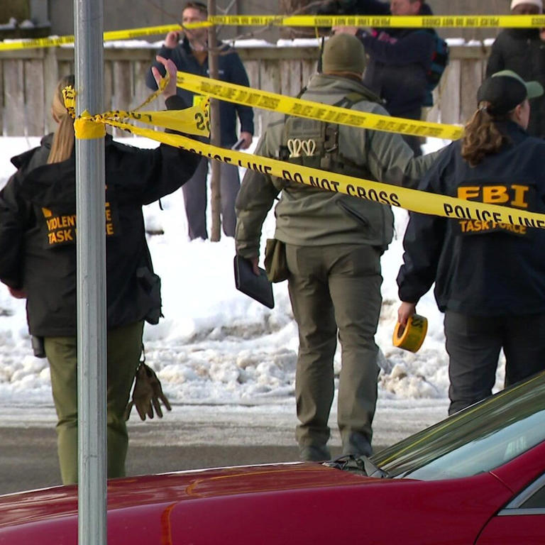 ICE agent who shot Renee Good suffered internal bleeding, officials say