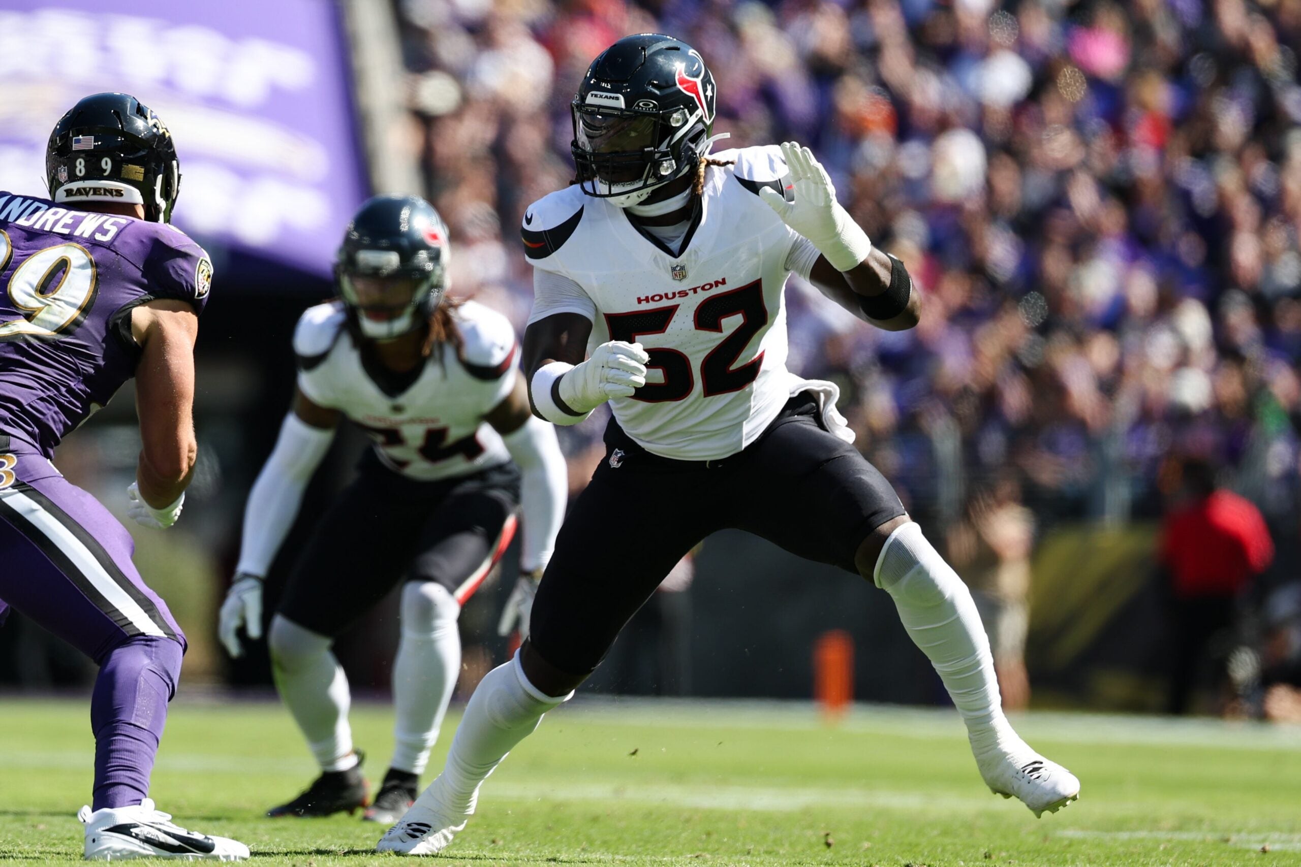 Patriots add former Texans pass-rusher to practice squad ahead of ...