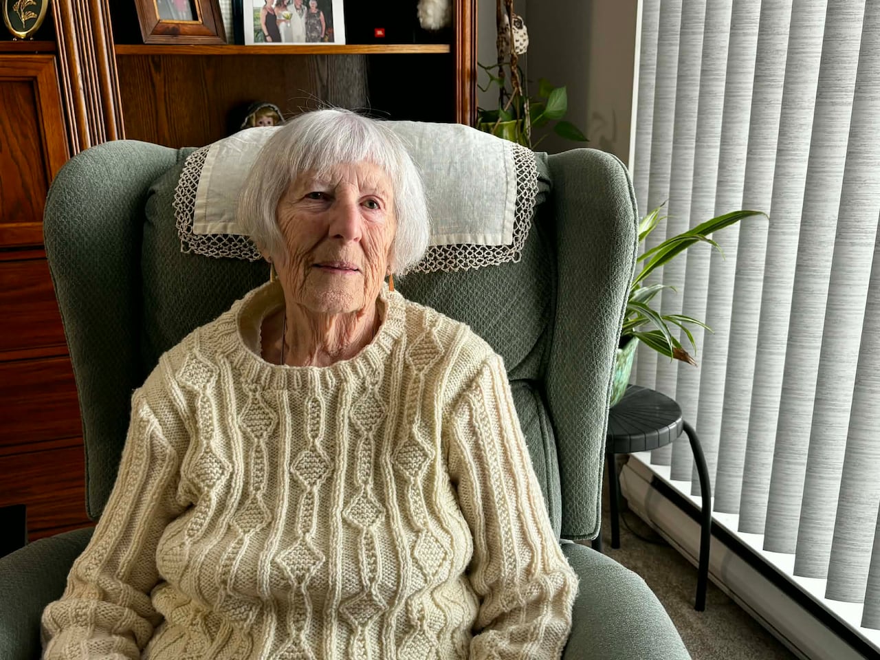 This 90-year-old says an emergency call bell saved her life. Her care ...