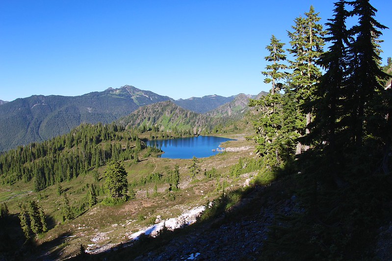17 spring road trips with scenic drives and walkable stops