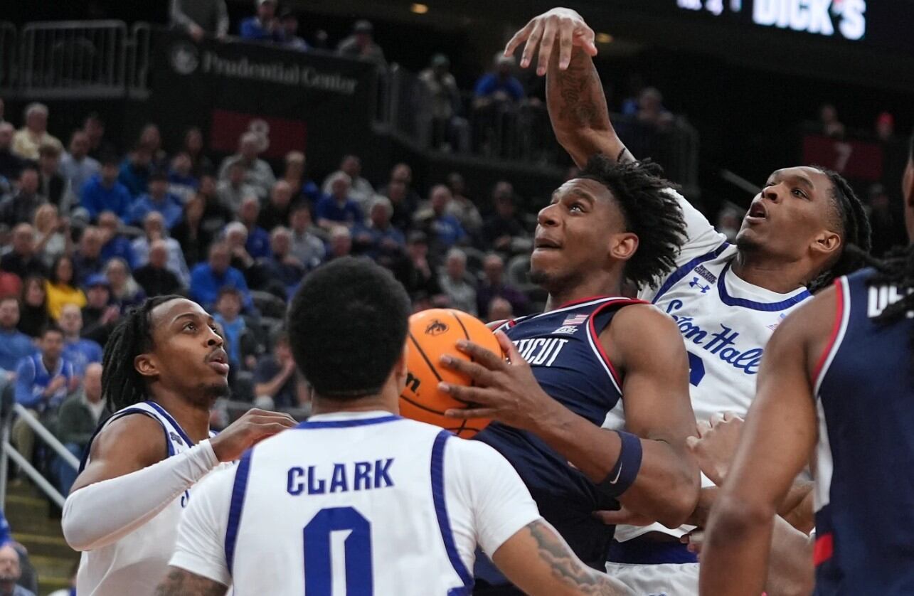 No. 3 UConn gets another close victory against Seton Hall