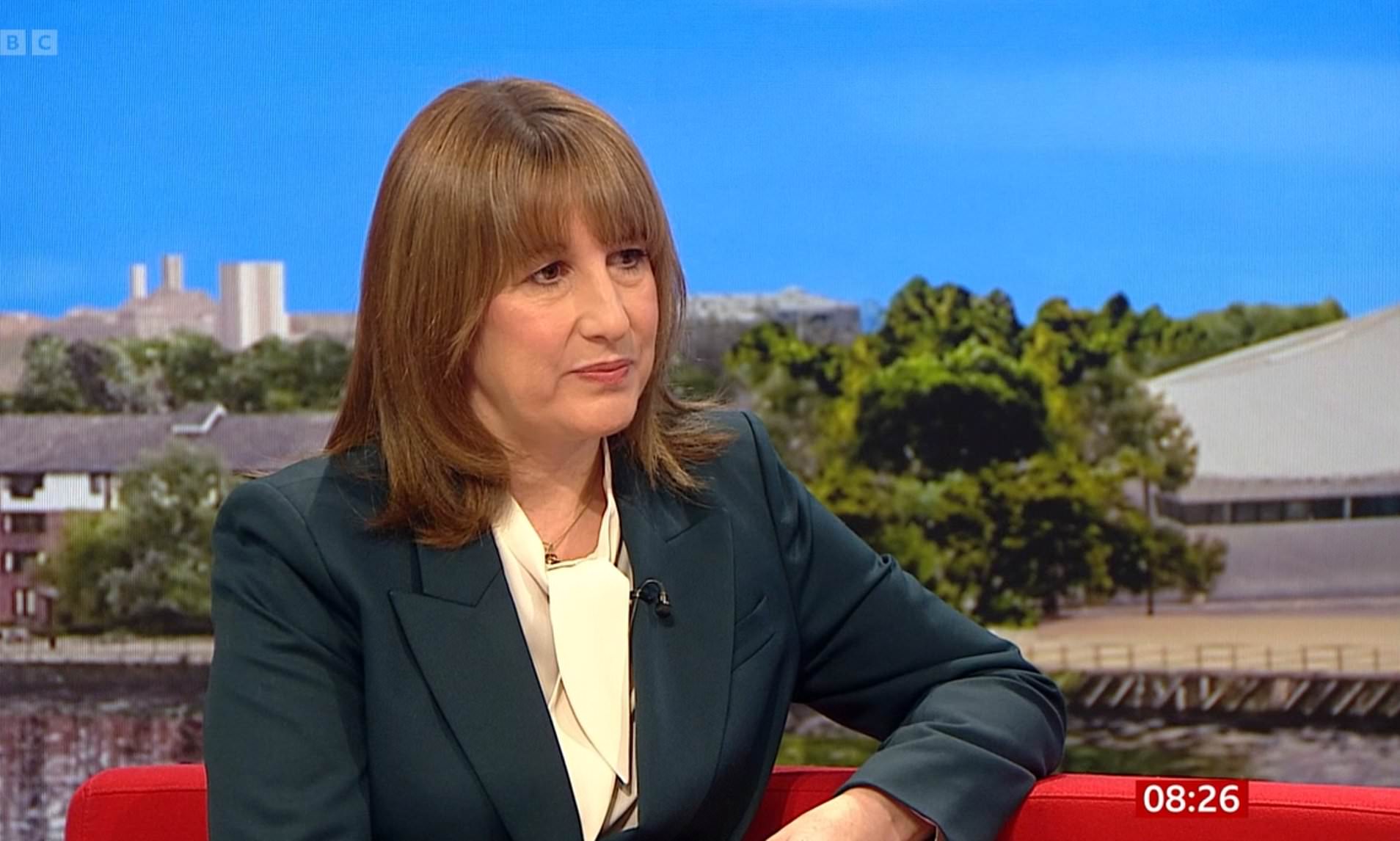 Rachel Reeves says she is 'working intensely' on pubs bailout - but ...