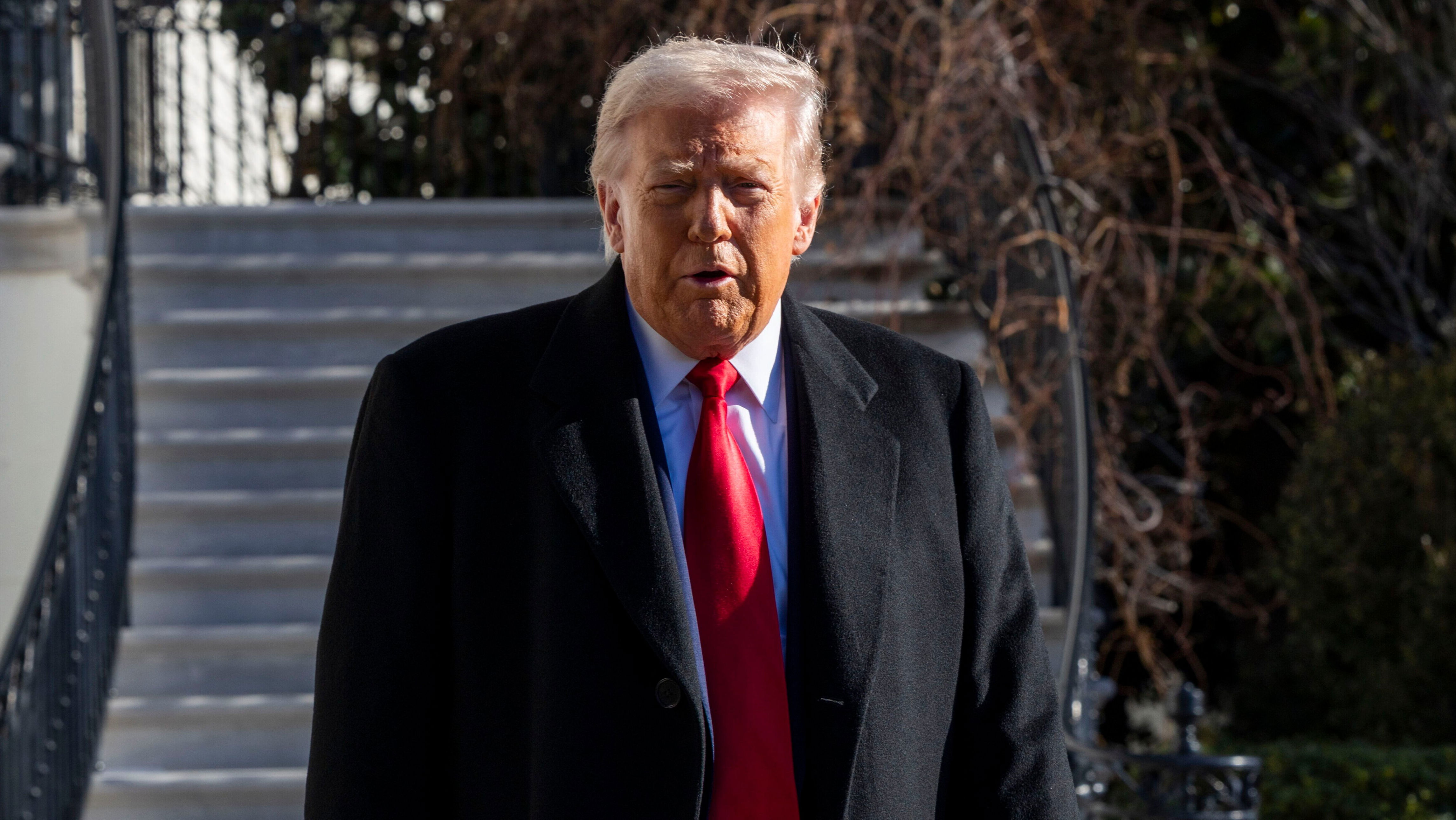 Stany Zjednoczone reagują na groźby Iranu. Personel opuści ważne bazy ...